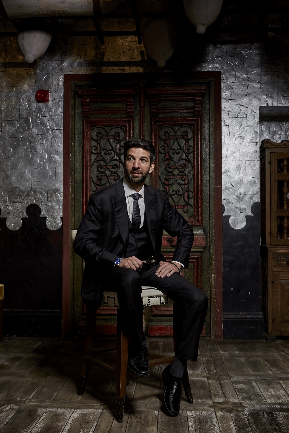 Art to the fore - Signatureoman